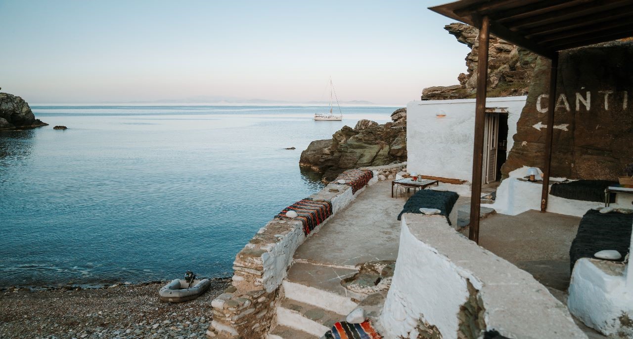 5 Best Sifnos Restaurants for Gourmet International Cuisine